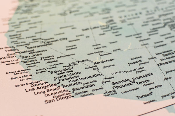 Watercolor United States Push Pin Map With 1,000 Pins – Modern Map Art